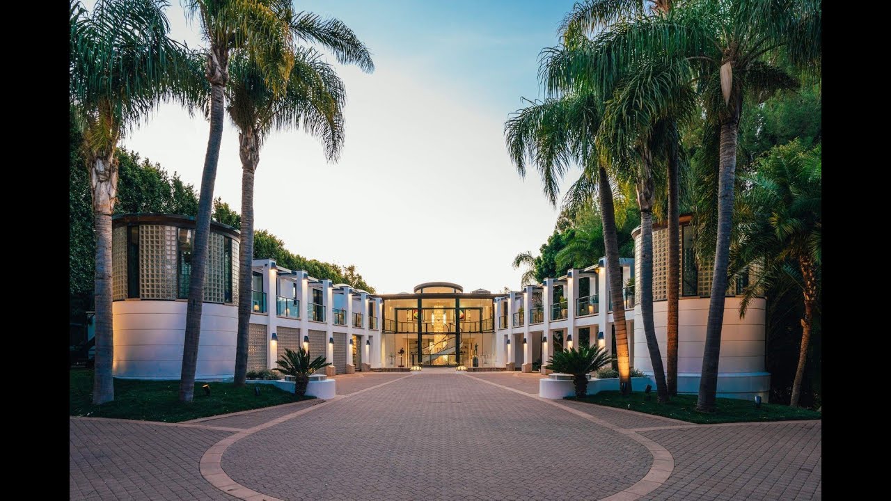 Timeless Modern Compound in Malibu, California | Sotheby’s ...